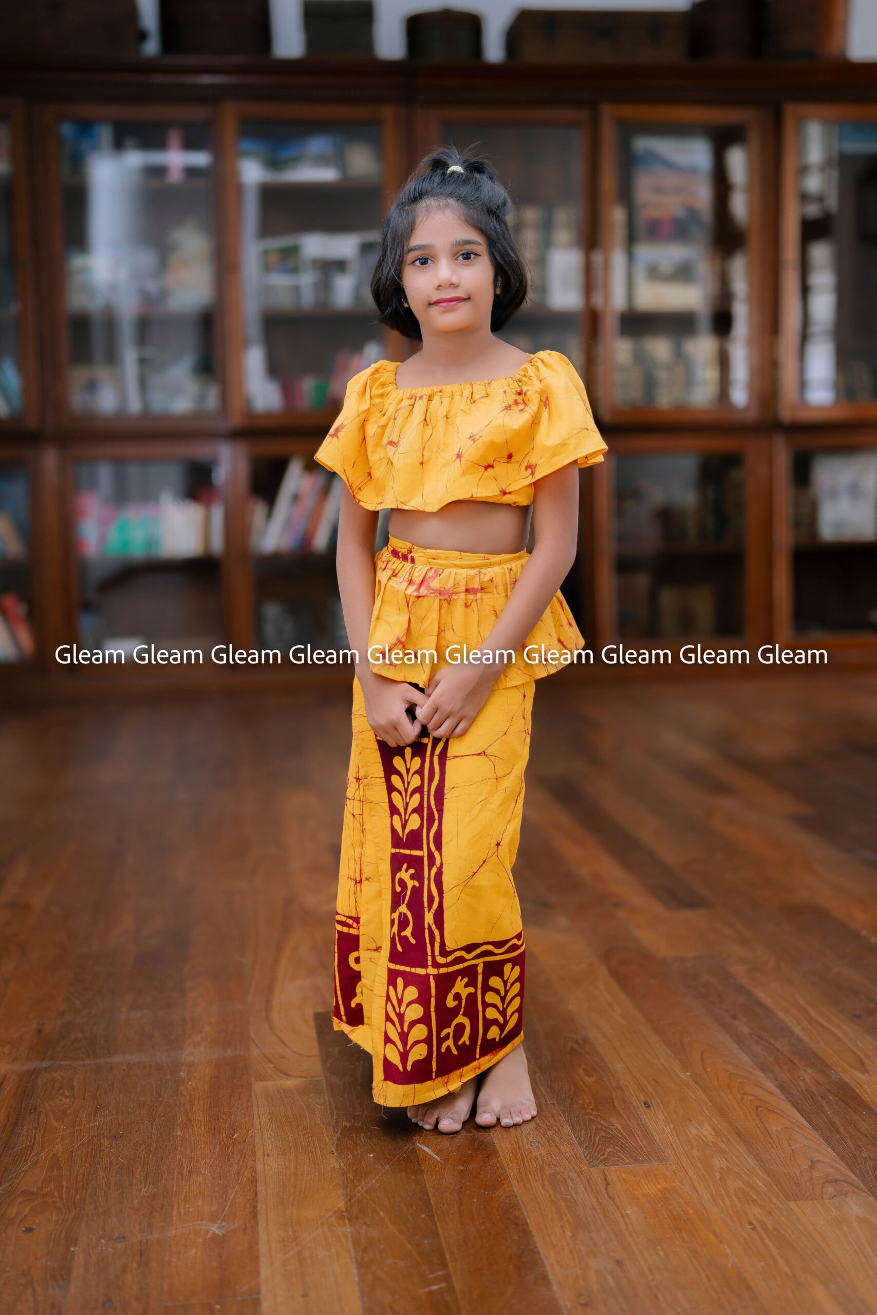 Sunfire Heritage Red Hatta Kit – Handcrafted Batik | Gleam Batik