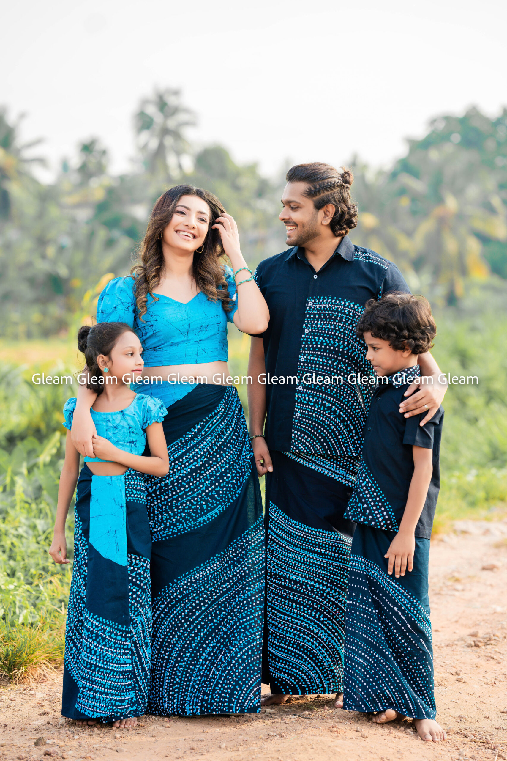 Ocean Dots Lungi - Gleam | Shop Premium Batik Wear in Sri Lanka